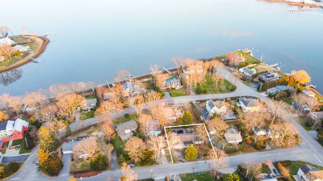 34 COVE DR, Sag Harbor, NY 11963 (Sold NYStateMLS Listing #10964661)